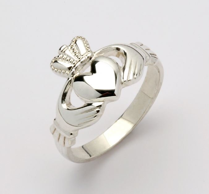 Ladies Claddagh Ring - Sterling Silver – Carrick Mór
